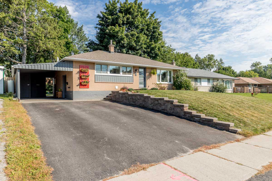 Welcome to 66 Rose Street! | Krista Alkerton | Royal Lepage First ...